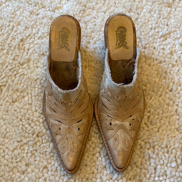 Carlos by Carlos Santana | Shoes | Carlos Santana Leather Appliqu Mules ...